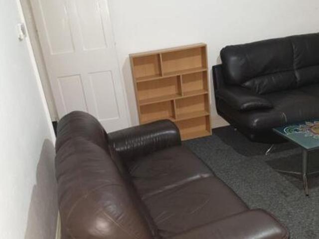 2 bedroom property for rent in Harold Avenue, Leeds, LS6