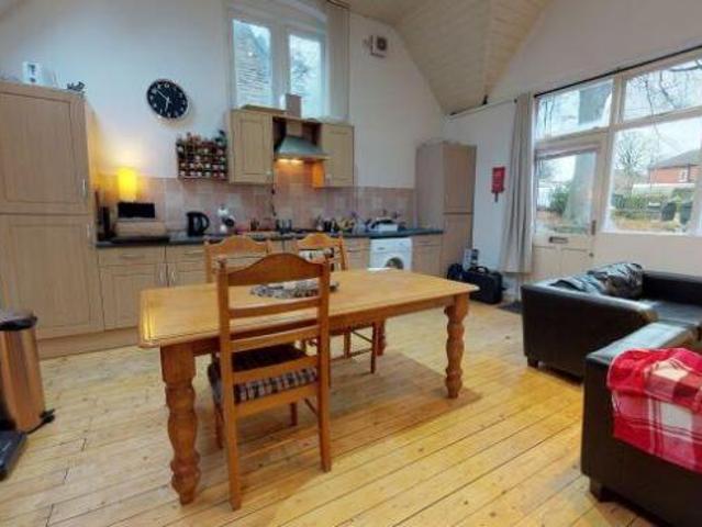 2 bedroom property for rent in Headingley Lane, Headingley, Leeds, LS6