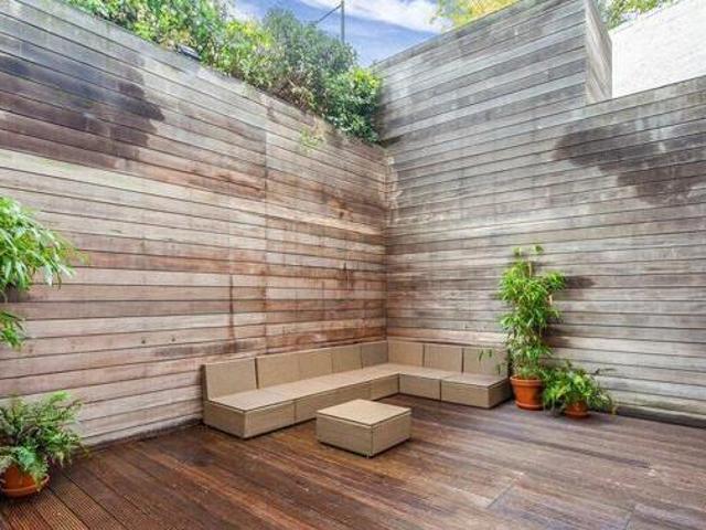 2 Bedroom Property For Rent In Oval Road, London
