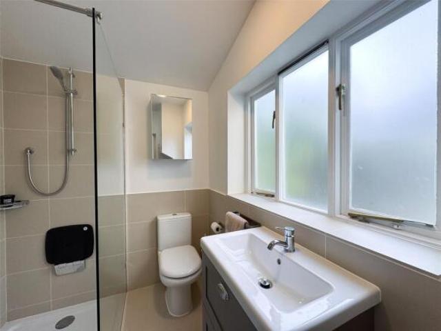 2 bedroom property for rent in Manville Road, SW17