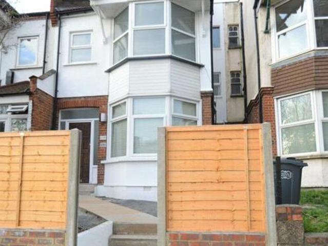 2 Bedroom Property For Rent In Purley
