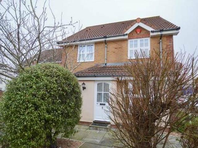 2 bedroom property for rent in Quebec Close Eastbourne BN23