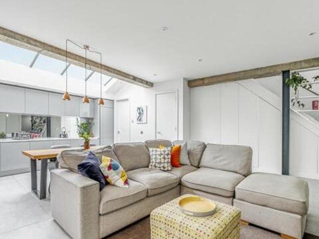 2 Bedroom Property For Rent In Ravenscourt Park