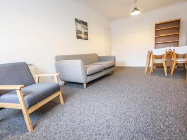 2 bedroom property for rent in Wimborne Road, Howard Court, BH3
