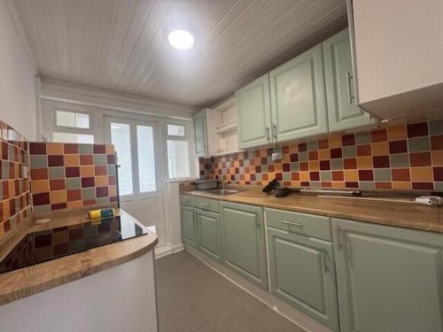 2 bedroom property for rent in Taplings Road, SO22