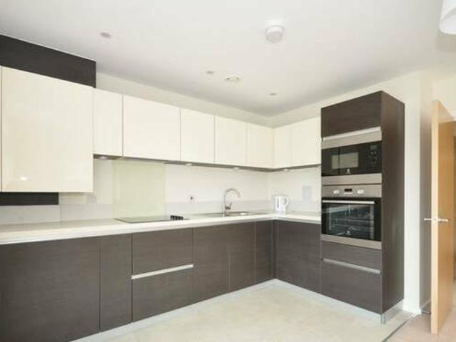 2 bedroom property for rent in The Shoreway ME4