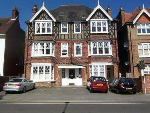 2 bedroom property for rent in Upper Town Centre Guildford GU1