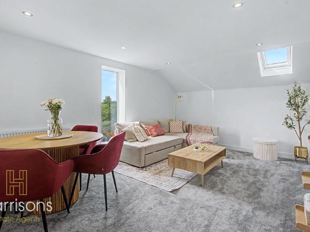 2 Bedroom Property For Rent Lostock Lane Lostock, Bolton
