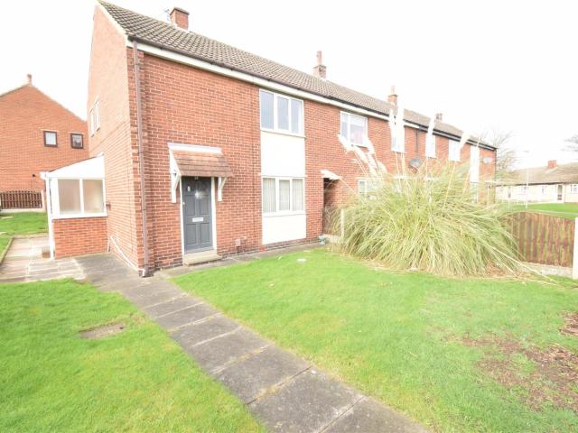 2 Bedroom Property For Rent The Meadow, Normanton