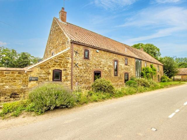 2 bedroom property for sale