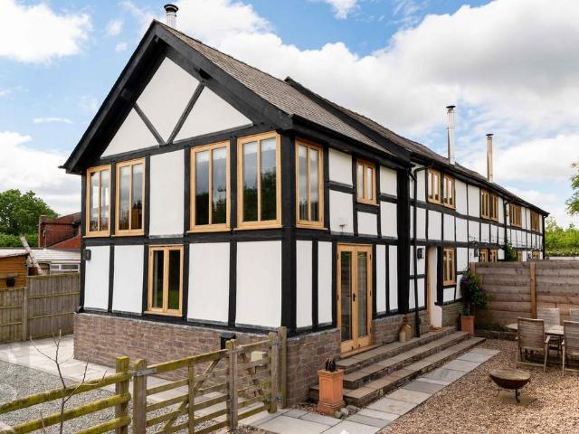 2 bedroom property for sale