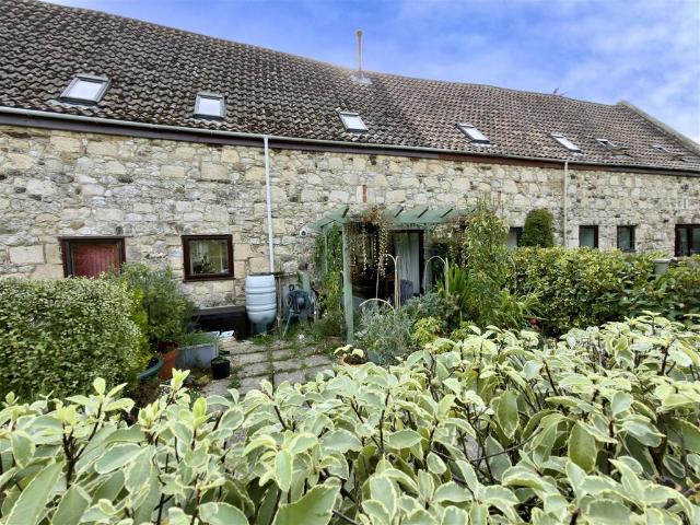 2 bedroom property for sale