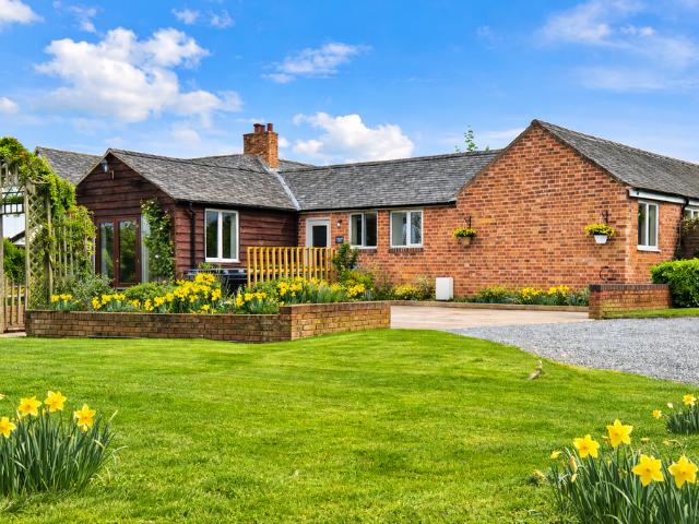 2 bedroom property for sale