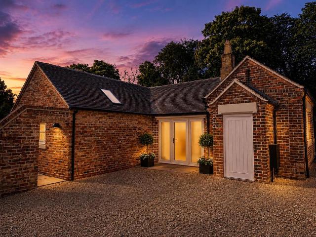2 bedroom property for sale