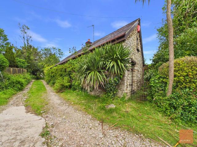 2 bedroom property for sale
