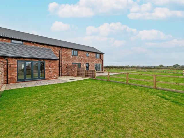 2 bedroom property for sale