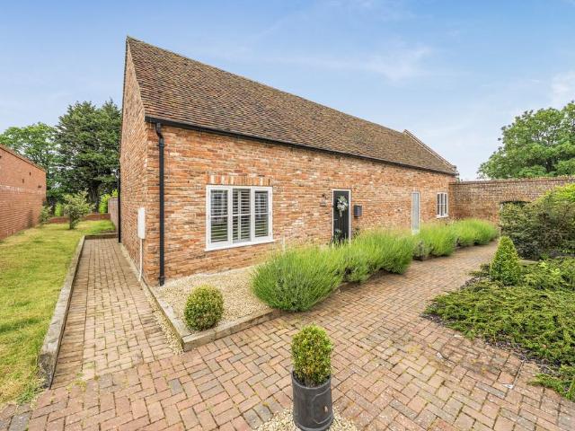2 bedroom property for sale