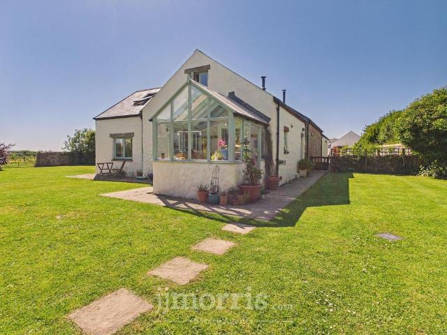 2 bedroom property for sale