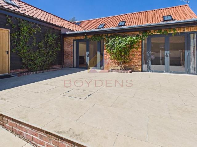 2 bedroom property for sale