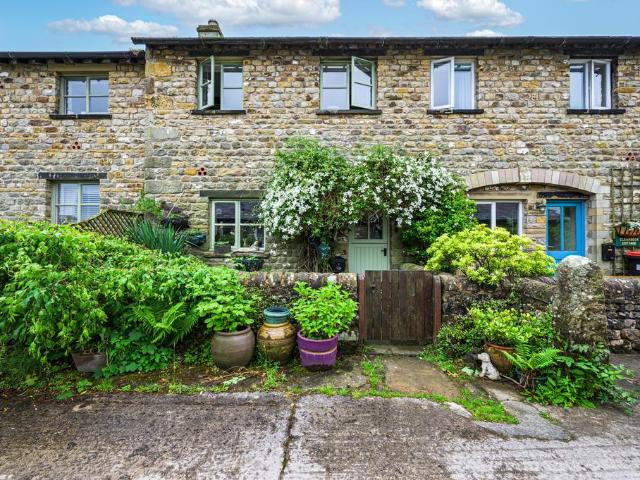 2 bedroom property for sale