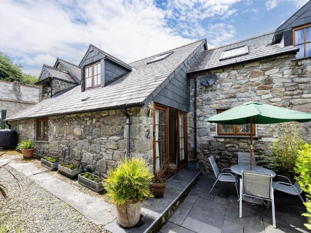 2 bedroom property for sale