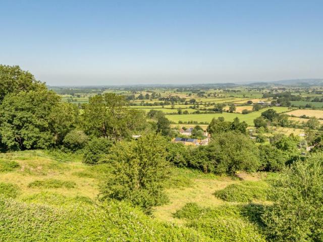 2 bedroom property for sale