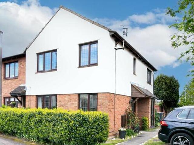2 Bedroom Property For Sale In Baldock