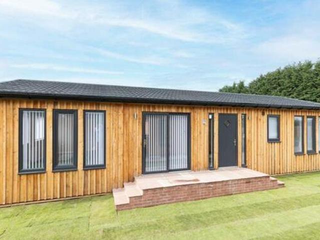 2 Bedroom Property For Sale In Blairgowrie Road, Myreriggs