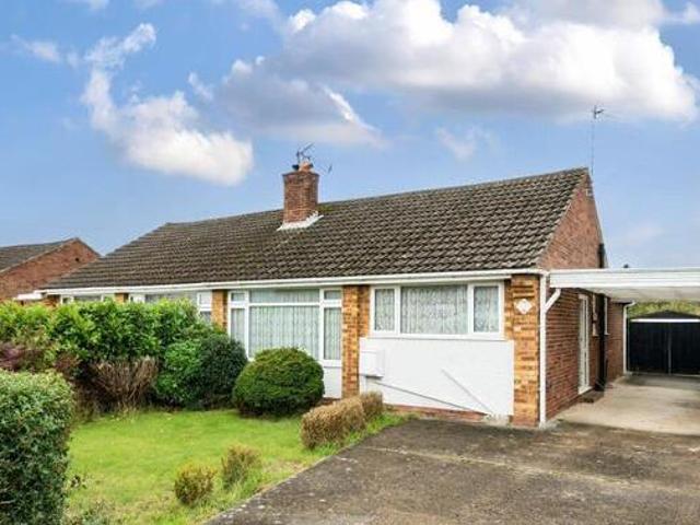 2 Bedroom Property For Sale In Farnborough