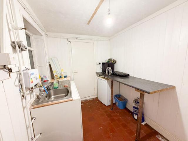 2 bedroom property for sale in Moorland Road, Burslem, Stoke on Trent, ST6