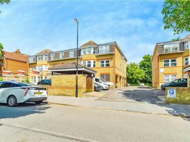 2 bedroom property for sale in St. Augustines Avenue, South Cr.