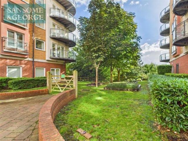 2 bedroom property for sale in Winterthur Way, Basingstoke, RG21