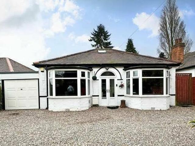 2 bedroom property for sale in The Bridle Path Shirley B90