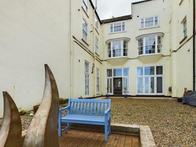 2 Bedroom Property For Sale In Tucker Street