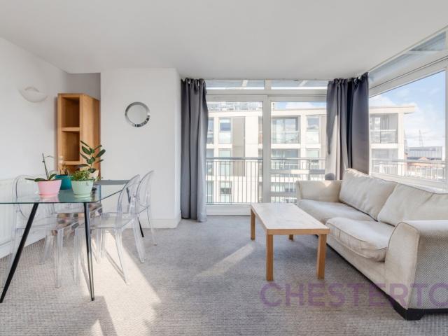 2 bedroom property in Constable House, Cassilis Road, London, E14 £2,350 pcm | Chestertons