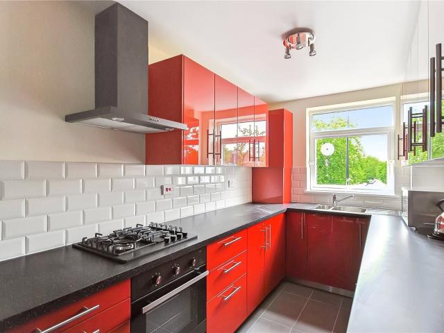 2 bedroom property in Camden Road, Camden, London, NW1 £2,950 pcm | Chestertons
