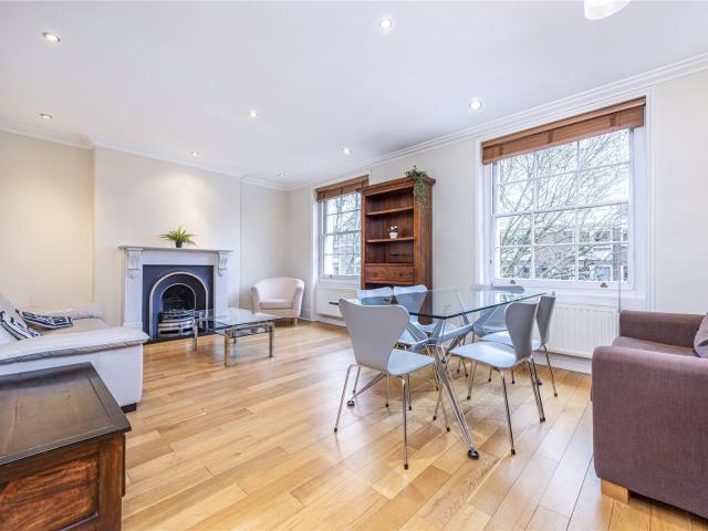 2 bedroom property in Albany Street, Regents Park, London, NW1 £3,750 pcm | Chestertons