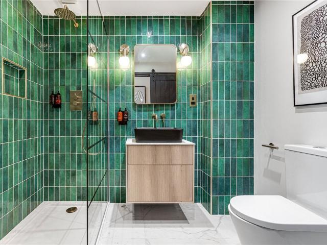 2 bedroom property in Beauchamp Road, London, SW11 £4,750 pcm | Chestertons