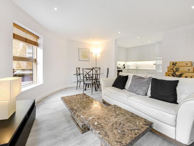 2 bedroom property in Exchange House, 36 Chapter Street, London, SW1P £3,500 pcm | Chestertons