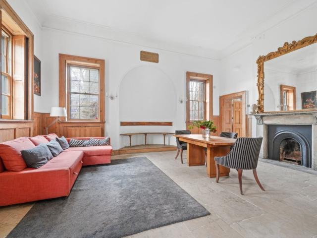 2 bedroom property in Fair Street, London, SE1 £4,500 pcm | Chestertons