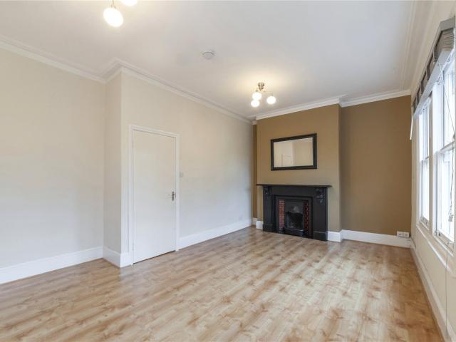 2 bedroom property in Fernhead Road, London, W9 £2,350 pcm | Chestertons
