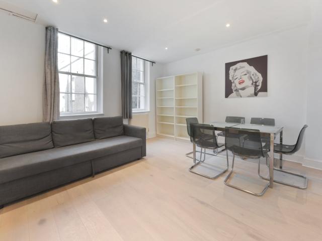2 bedroom property in Fleet Street, City Of London, EC4A £3,195 pcm | Chestertons
