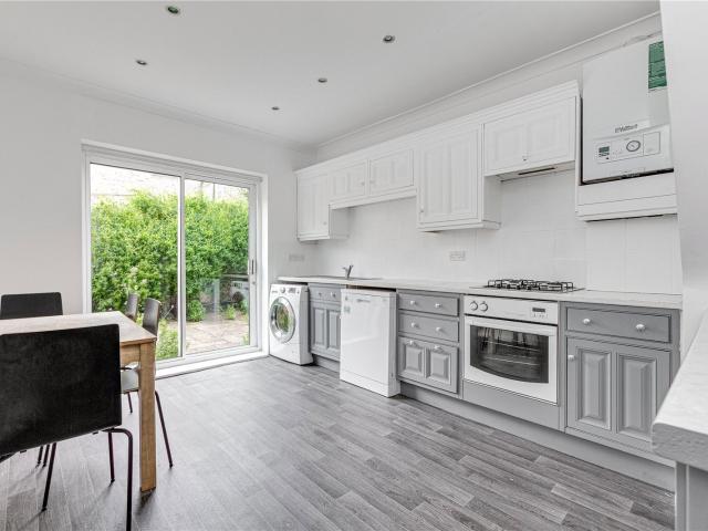 2 bedroom property in Lochaline Street, London, W6 £2,750 pcm | Chestertons