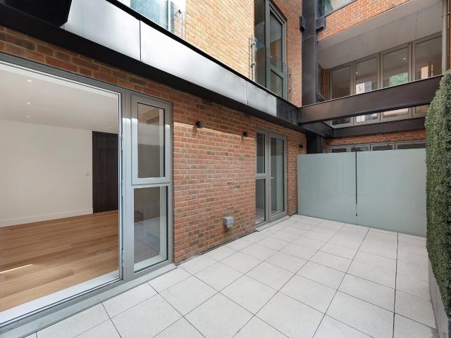 2 bedroom property in Logan House, 1 Logan Place, London, W8 £4,500 pcm | Chestertons
