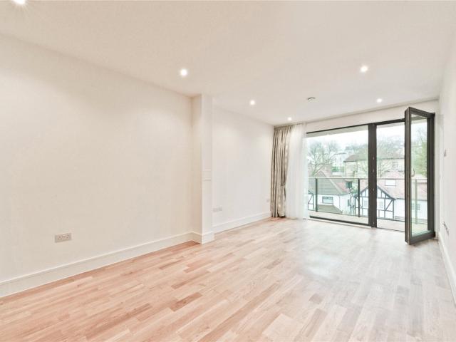 2 bedroom property in Lexington Place, 765 Finchley Road, London, NW11 £3,000 pcm | Chestertons