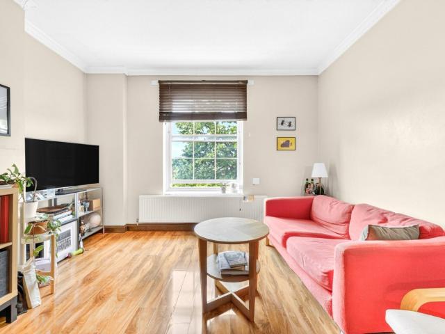 2 bedroom property in Liverpool House, Liverpool Road, London, N7 £2,500 pcm | Chestertons
