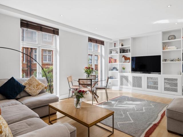2 bedroom property in Maida Vale, London, W9 £1,038 pw | Chestertons