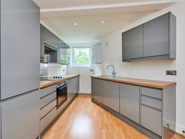 2 bedroom property in Marquis Road, Camden, London, NW1 £2,750 pcm | Chestertons