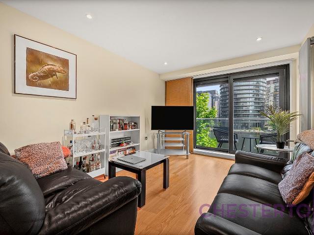 2 bedroom property in Millharbour, London, E14 £2,350 pcm | Chestertons