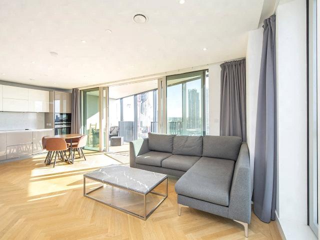 2 bedroom property in Southwark Bridge Road, London, SE1 £3,350 pcm | Chestertons